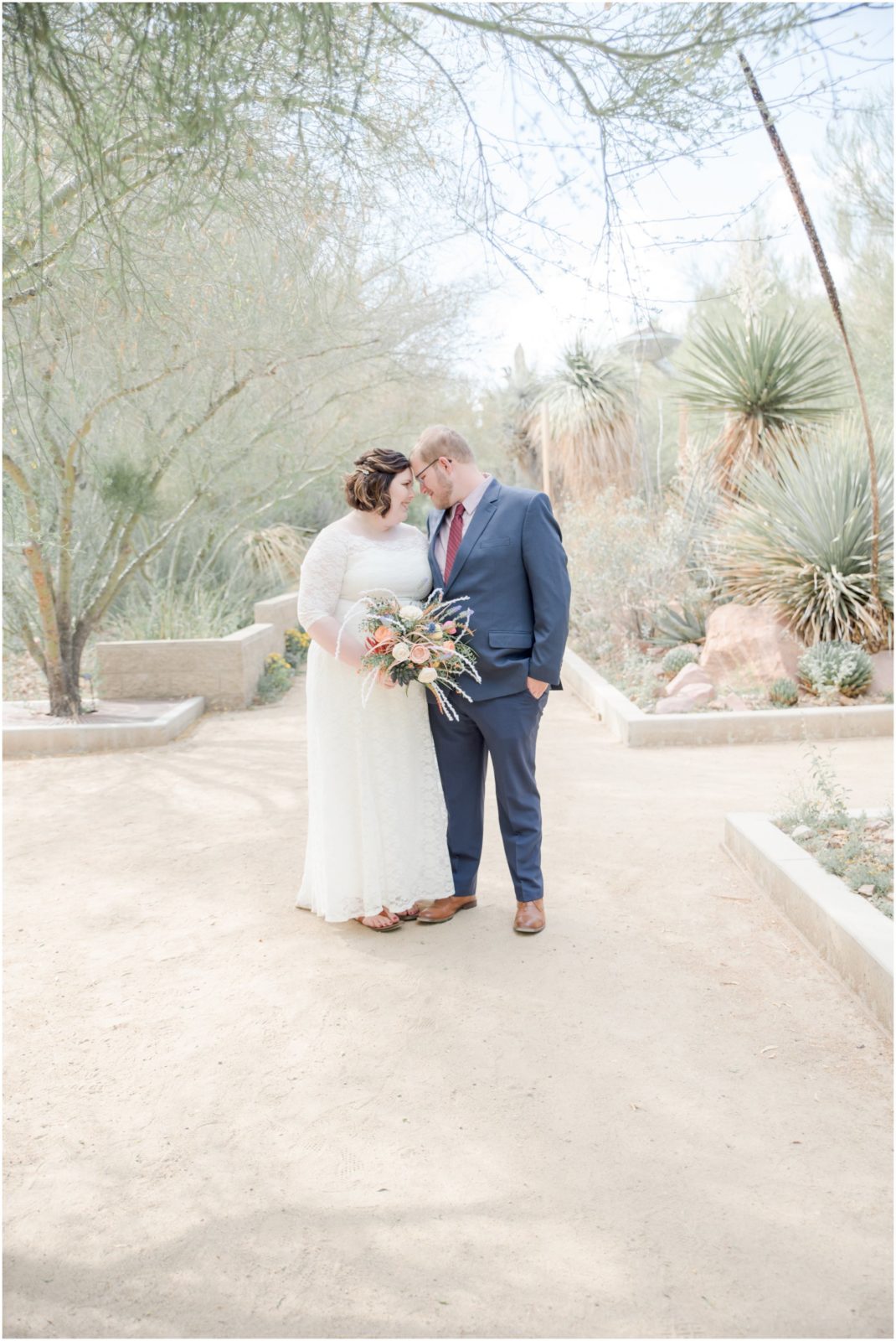 Hannah + Tucker At The Neon Museum - karissaruss.co